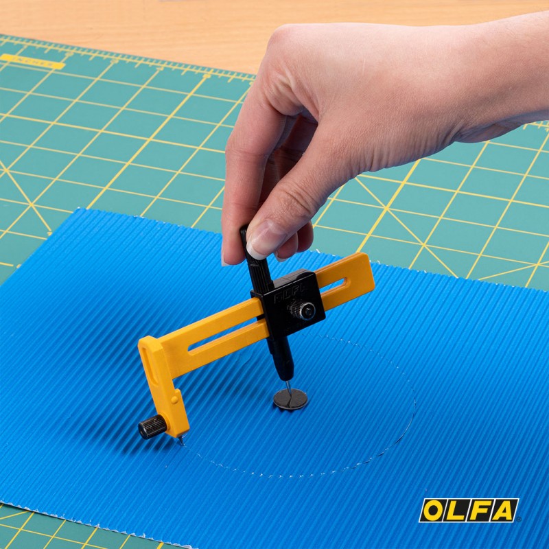 Compás De Corte + 5 Repuestos Olfa